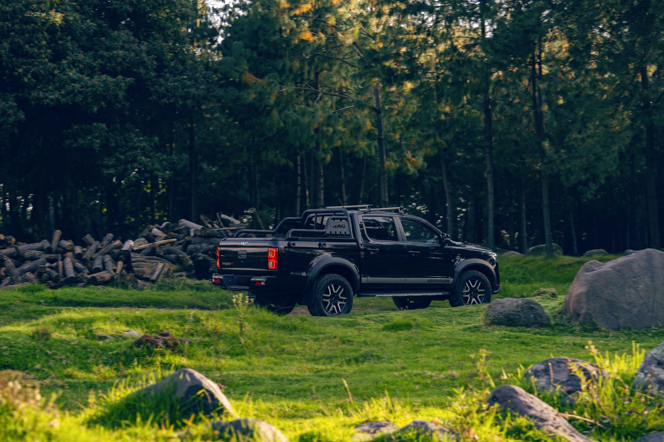 JAC México lanza la Frison T8 Adventure - Player1.mx